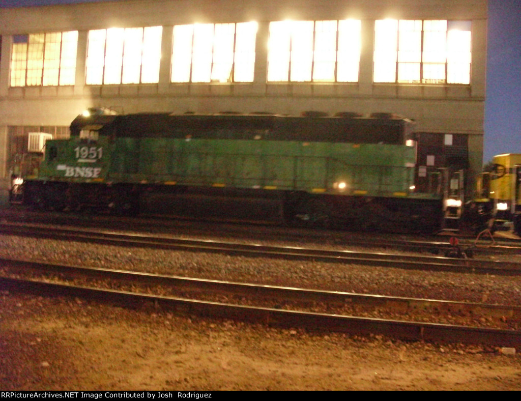 BNSF 1951 working the yard